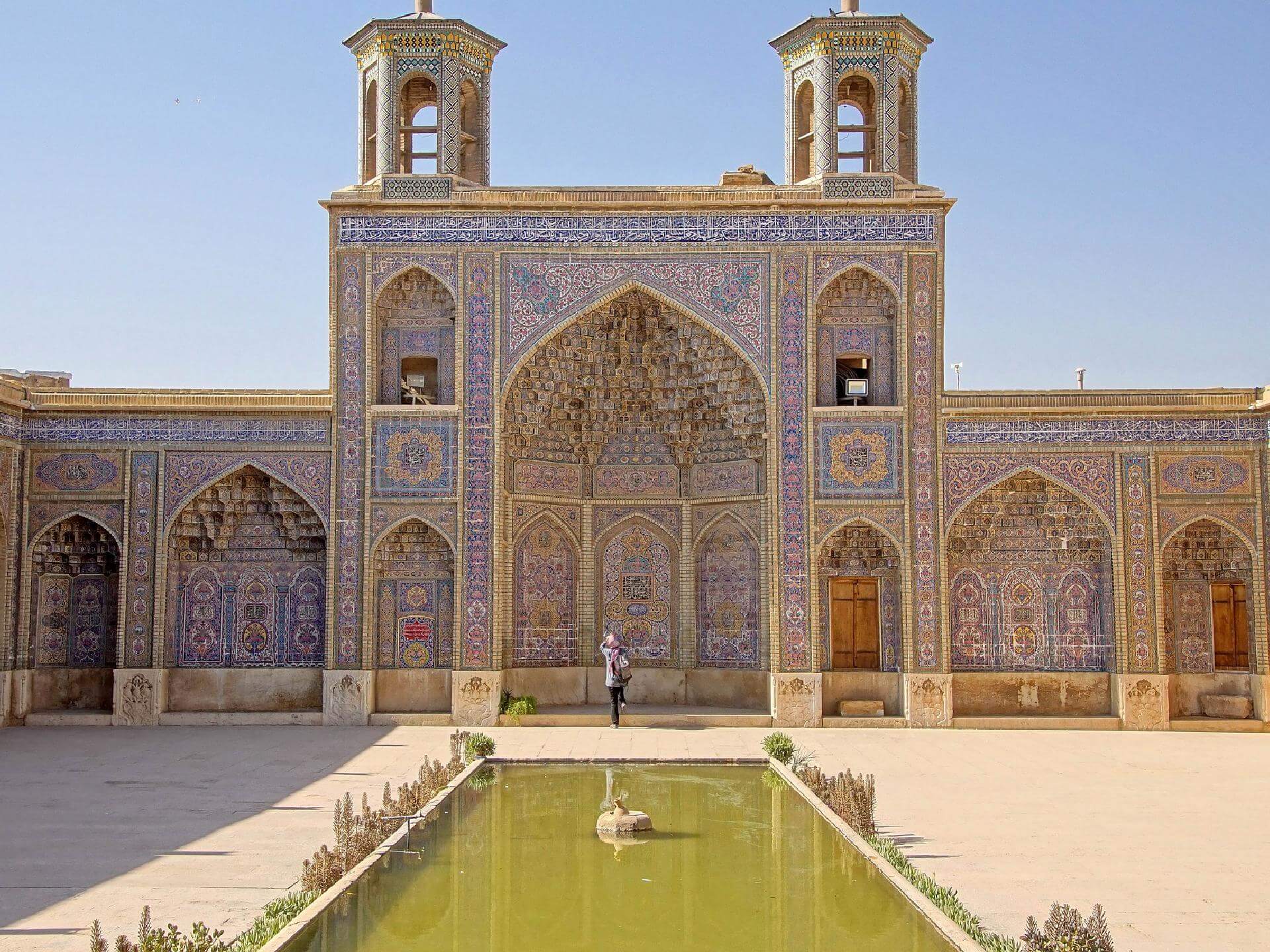 SHIRAZ - Grand Tour International